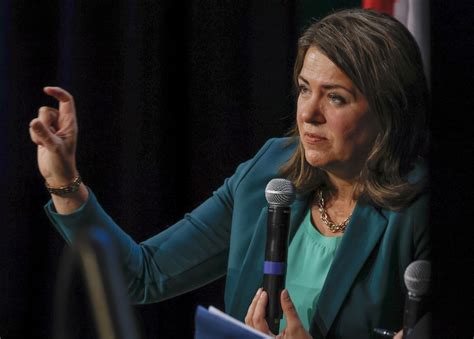 Eccleston Outraged With An A List Actor Who Claimed That He Was Copping A Feel During A Sex