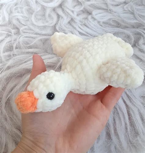 Гусь обнимусь схема вязания