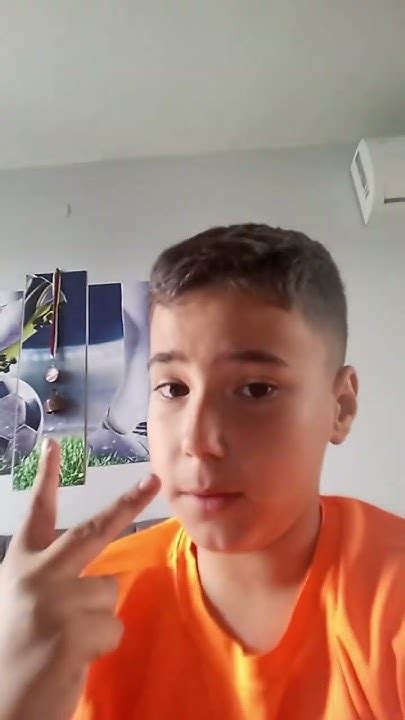 Нов канал се казва Alex Gaming там ще играя само видео игри Youtube