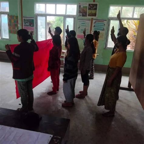 ကလေးမြို့ ပင်မသပိတ် အင်အားစုများက စစ်အာဏာရှင် ဖြုတ်ချရေး ဆန္ဒပြ Khit Thit Media