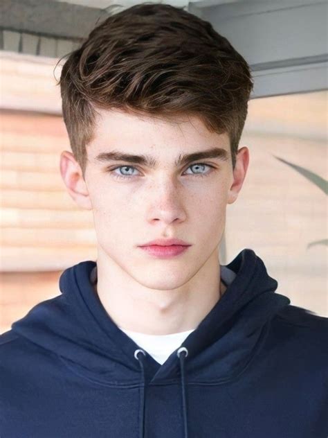 Pin De Sean Halliwell En Beautiful And Handsome Cortes De Cabello