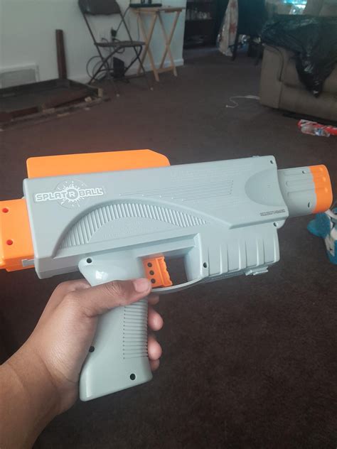 Why Tf Does My Cousin Have The Pico Uzi R Newgrounds