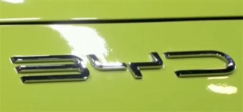 시카고 🚗⚡ Byd 연매출 1 000억 달러 돌파 글로벌 전기차 1위 등극 📈 하이브리드 판매 호조로 매출 29 급증 🔋 초고속 충전 배터리 공개… 5분 충전