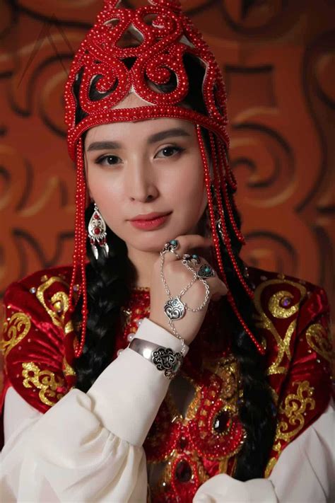 Kazakh Clothing Central Asia Guide