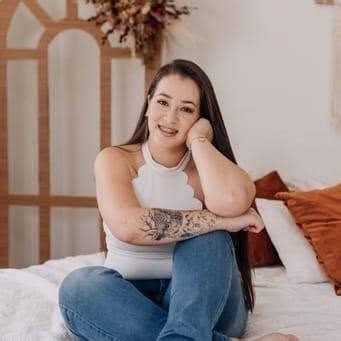 Stephanie Gomes Teehgomes23 • Threads Say More Stephanie Gomes Teehgomes23 • Threads Say More