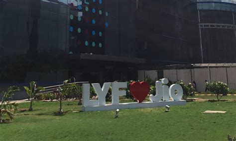 India ISP That Blocked Porn Sites Loses Traffic Due To Ban AVN