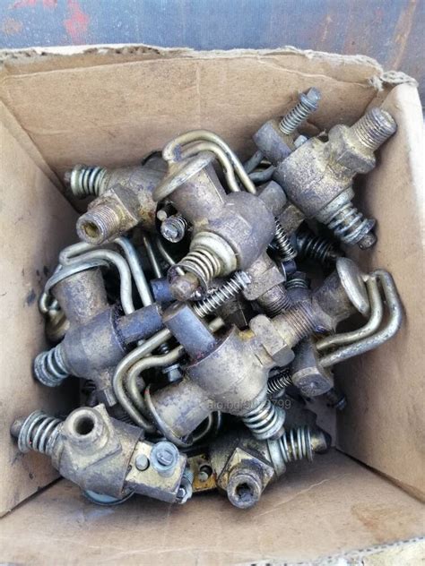 Кран за гориво черпалка Резервни части Трактори механизация инвентар Провадия Нов о