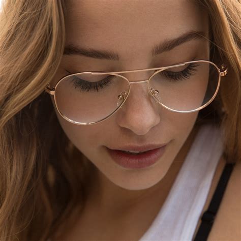 Chloe Vevriers Instagram Twitter And Facebook On Idcrawl