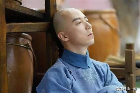 阉割太监的三把刀，每把都不一样，老太监：刀刀有用，缺一不可孩子睾丸刀也很