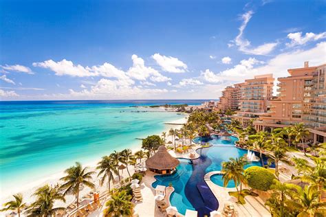 Guide To Experience Cancúns Best Beaches