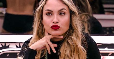Amiga De Gil E Juliette Ex Bbb Sarah Andrade Faz Fortuna Mudando De Carreira