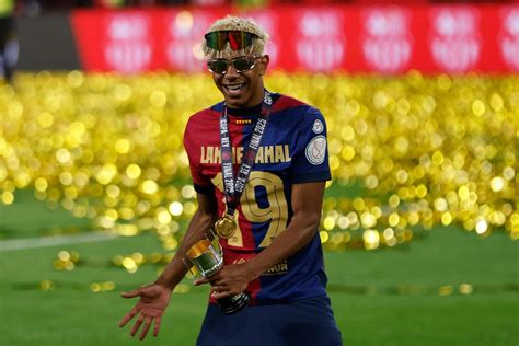 Nieuwe Lamine Yamal Bom Onder Fc Barcelona Soccernews Nl