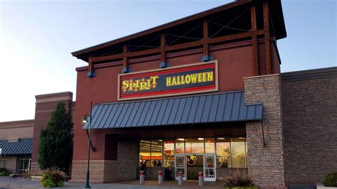 The Best Halloween Video Game Costumes At Spirit Halloween 2021