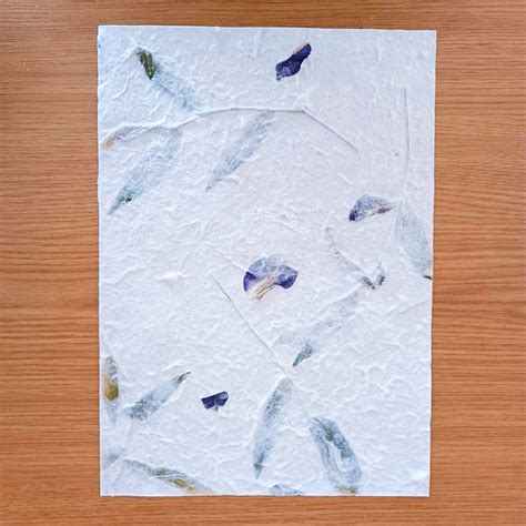 การ์ดกระดาษสา 100 120แกรม ขนาด A4 คละลายดอกไม้ Shopee Thailand