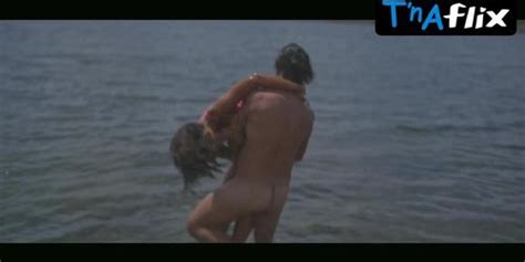 Alice Carvalho Bikini Scene In Cangaco Novo Tnaflix Com