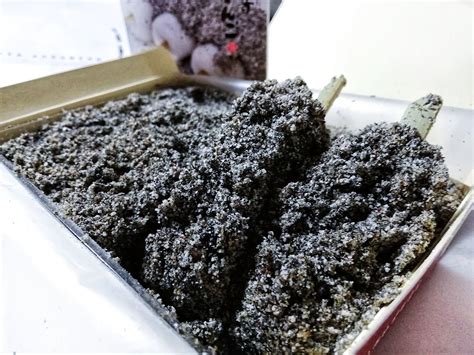ふるや古賀音庵名物古賀音だんご 黒胡麻和三盆の圧倒的胡麻感 ツレヅレ食ナルモノ