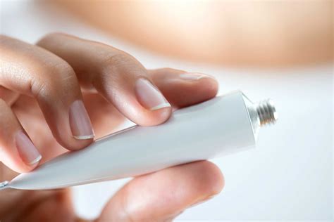 Brilliant Uses For Safety Pins Reader S Digest