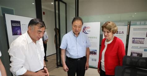 联合国教科文组织前总干事伊琳娜博科娃访问北京国际科技组织总部集聚区 腾讯新闻