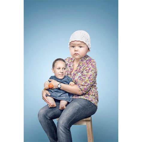 Ако мама стане бебе 9 снимки