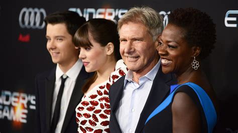 Cast Del Film Di Enders Game Enders Game Cast Interview Asa