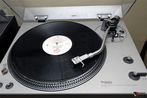 Technics SL 1400 Turntable With MC Cartridge Photo 350266 Canuck Audio Mart