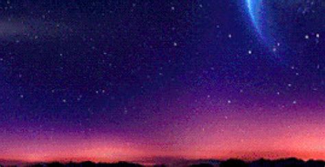 上海地铁一女乘客被屏蔽门夹住，送医抢救后不幸身亡，有关部门已介入腾讯新闻