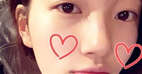 수지 굴욕 없는 밀착 셀카 청순미 물씬