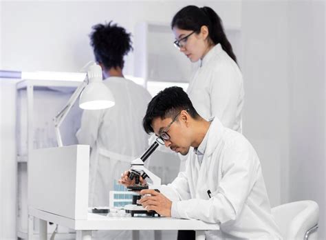 Ngành Khoa học là gì Mức lương triển vọng ngành Khoa học