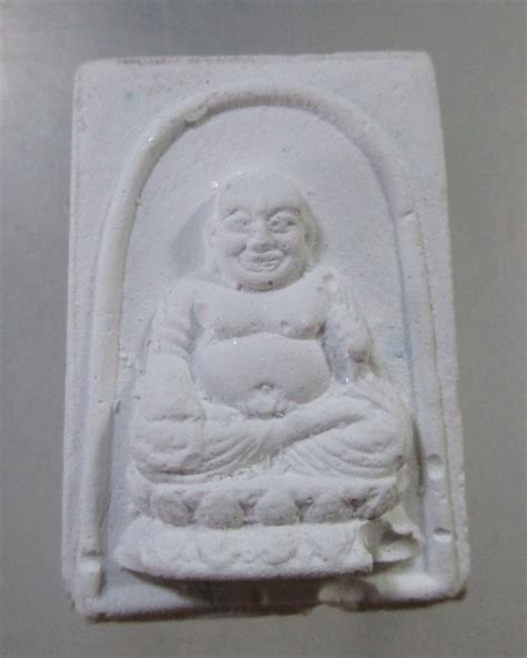 ๒๐ พระผงจักรพรรดิ ลูกแก้วมหาจักรพรรดิ หลวงตาม้า วัดถ้ำเมืองนะ จ เชียงใหม่ พระเครื่อง พระแท้