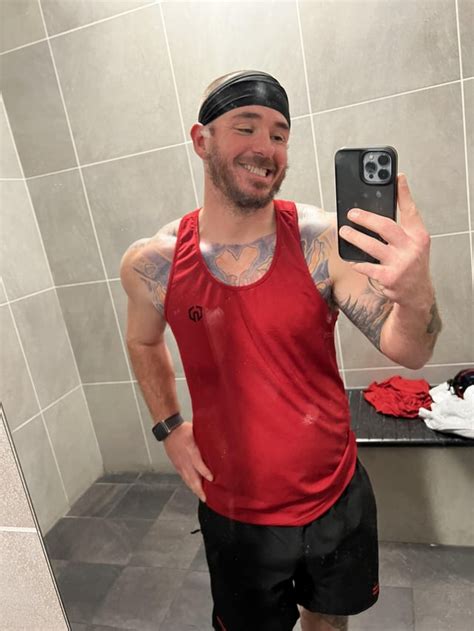 Shoulders Like Boulders 39 Rdadsgonewild