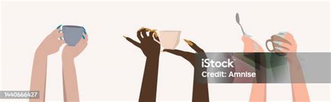 커피 찻잔 벡터 삽화를 가진 손 다양한 컵과 머그잔을 들고 있는 다양한 여성 손 카페인 개념 고립 된 그림 개념에 대한 스톡 벡터 아트 및 기타 이미지 Istock