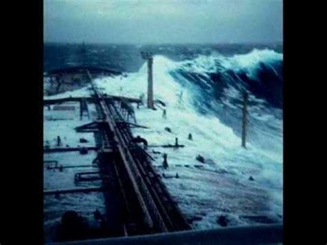 Gordon Lightfoot Wreck Of The Edmund Fitzgerald