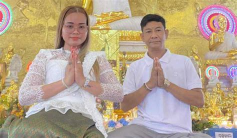 នាយ តាក់ស៊ី ទាមទារ ឱ្យ ម្ចាស់ ផលិតកម្ម មួយ រូប ចេញ មុខ សុំ ទោស ក្រោយ ធ្វើ រឿង មិន គប្បី វី ដេ