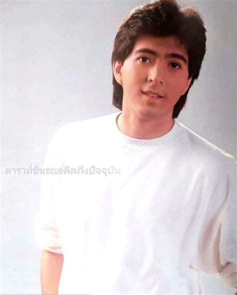 พี่เป็นแวมไพร์หรือเปล่า “แซม ยุรนันท์”เทียบรูปห่างกัน 40 ปี ที่เหมือนโดยบังเอิญ