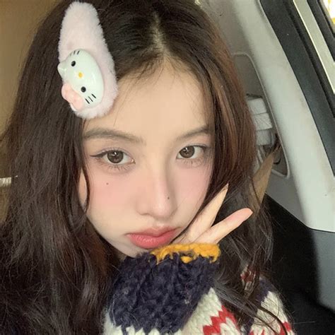 정품 2종 💖키치하이틴💖보송 산리오 키티 왕헤어핀 겨울 머리핀 빈티지헤어핀 Y2k 여친선물 친구선물 생일선물 공주님전용 키티헤어핀 여신머리핀 키티머리핀 체육대회필수템 에이블리