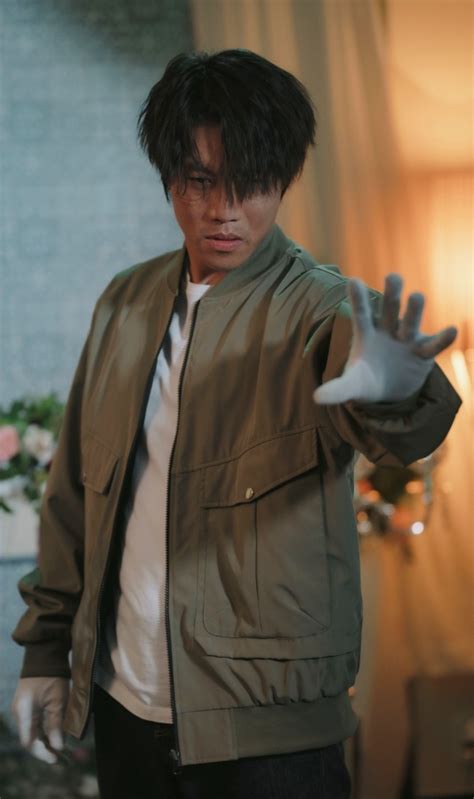 음문석 조폭 때려잡던 형사였는데야한사진관 늦깎이 신입 등극 나무뉴스