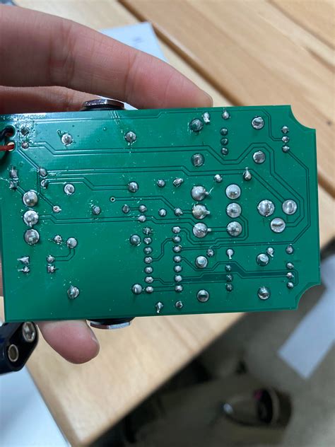 Help Not Sure Why Circuit Doesnt Work R Synthdiy