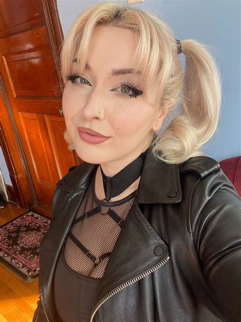 Isabella Bloom On Twitter You Rang