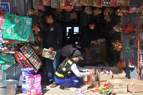 ဟားခါးမြို့၌ သက်တမ်းလွန် စားသောက်ကုန်များနှင့် စားသောက်ရန် မသင့်သော