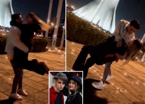 Иранд гудамжинд бүжиглэсэн залуу хосод 10 жилийн хорих ял оноожээ