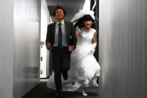 テレ朝post 深澤辰哉が衝撃の女装！“妄想”のはずがウェディングドレス姿まで披露＜今日からラブリーマン＞