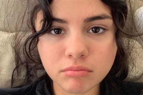 Selena Gomez Goes Makeup Free And Shows Rare Look At Her Natural Curls
