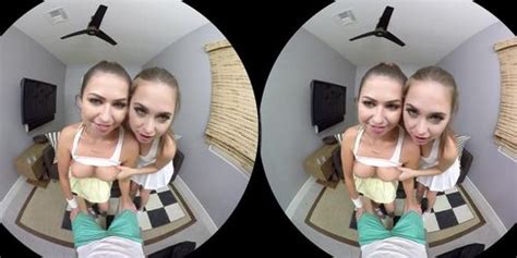 Manojob Riley Reid And Melissa Moore Take Turn Jerking Off Big Boner