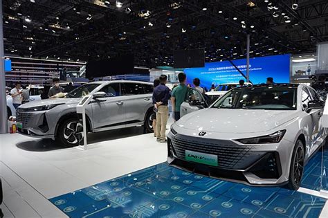 [칼럼] 값싼 전기차에 밀렸다 현대차그룹이 중국에서 고전하는 진짜 이유 네이트뷰