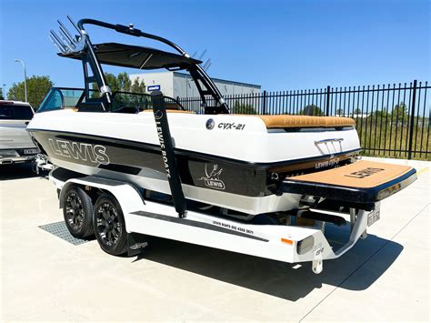 Cvx 21 Lewis Boats