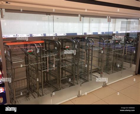 Lidl Cardiff Hi Res Stock Photography And Images Alamy