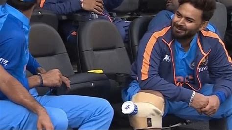 Rishabh Pant Seen With Heavily Strapped Right Knee During Ind Vs Aus