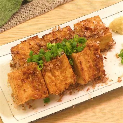 香ばしおつまみ♪ 厚揚げのおかかまぶし焼きのレシピ動画・作り方 Delish Kitchen