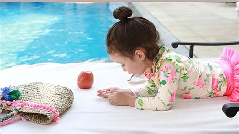 Купальный костюм для девочек с воротником в виде листьев лотоса детский купальный костюм с