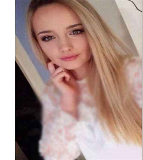 روح مادربزرگ در عکس یادگاری موجب وحشت یک خانواده شد عکس